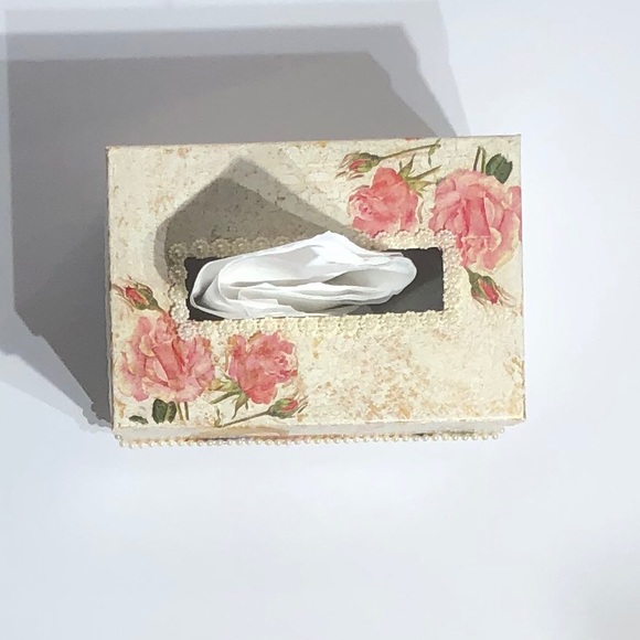 Other | Vintage Ivory Tissue Box With Princesses Roses | Poshmark